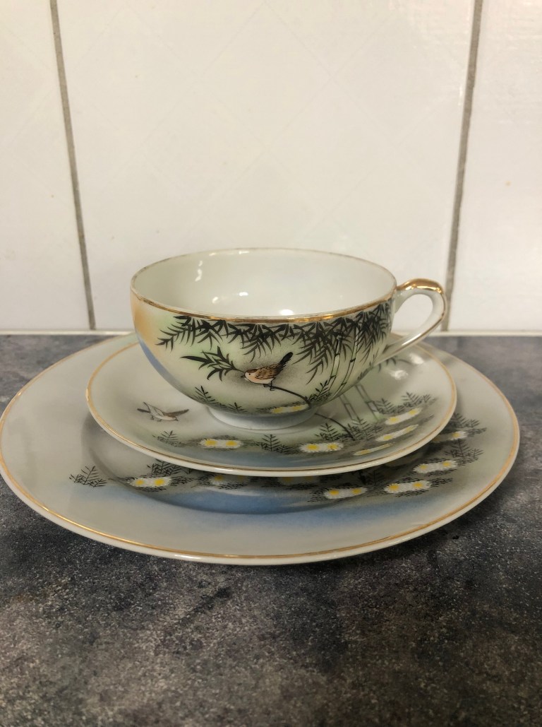 Hidden Treasures: Preserving the Stories Behind Family Heirlooms – The ...